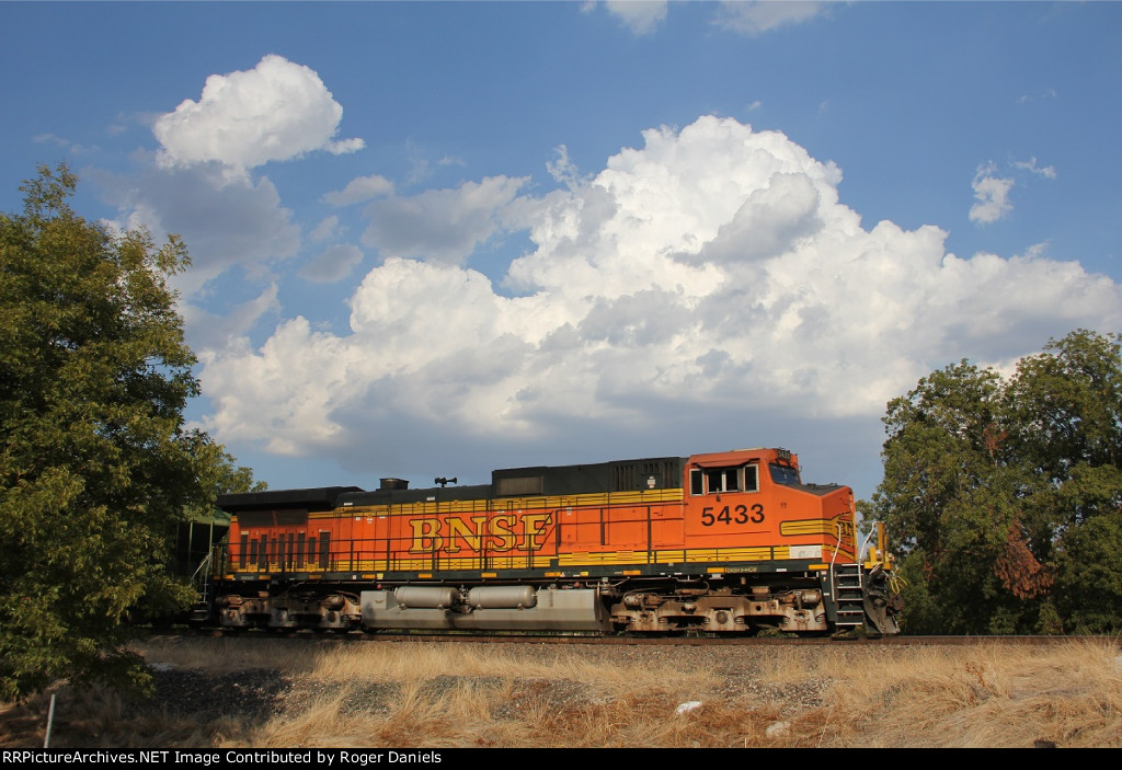 BNSF 5433